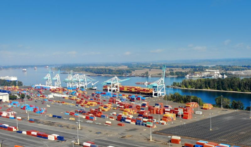 Oregon s Port of Portland to Suspend Container Operations as Losses Grow